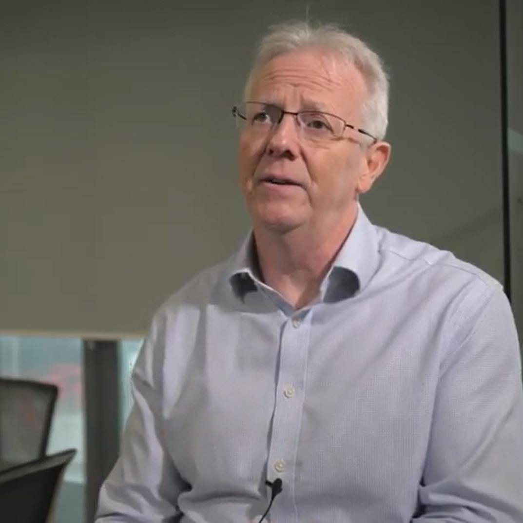 PEEK Optima Knee Replacement Solutions - Invibio